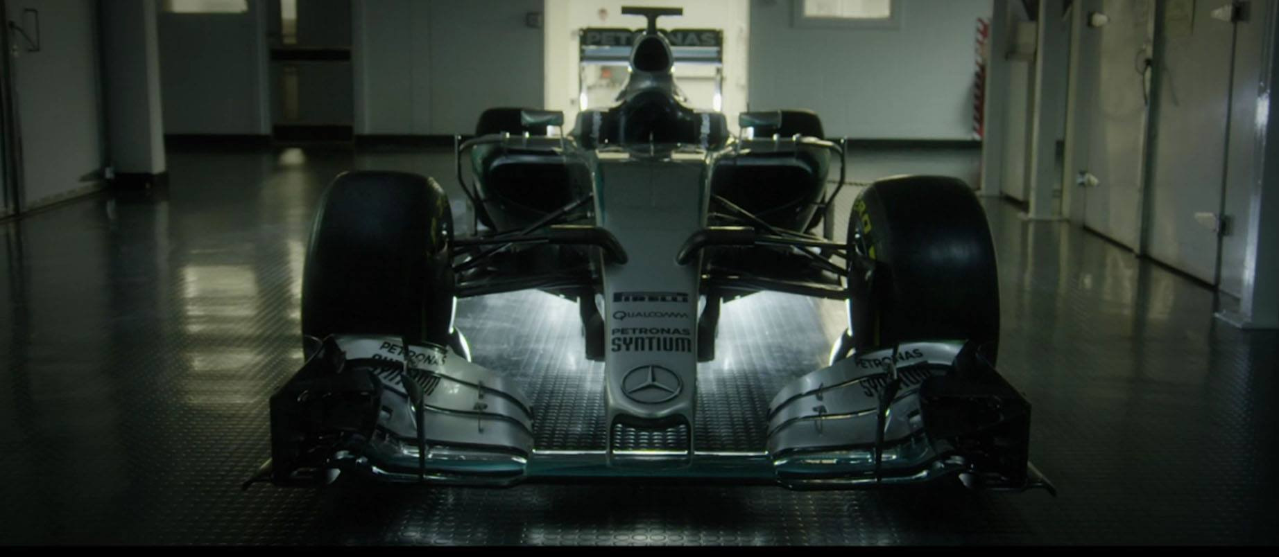 MERCEDES W06 HYBRID 2015 - Foto 8/8