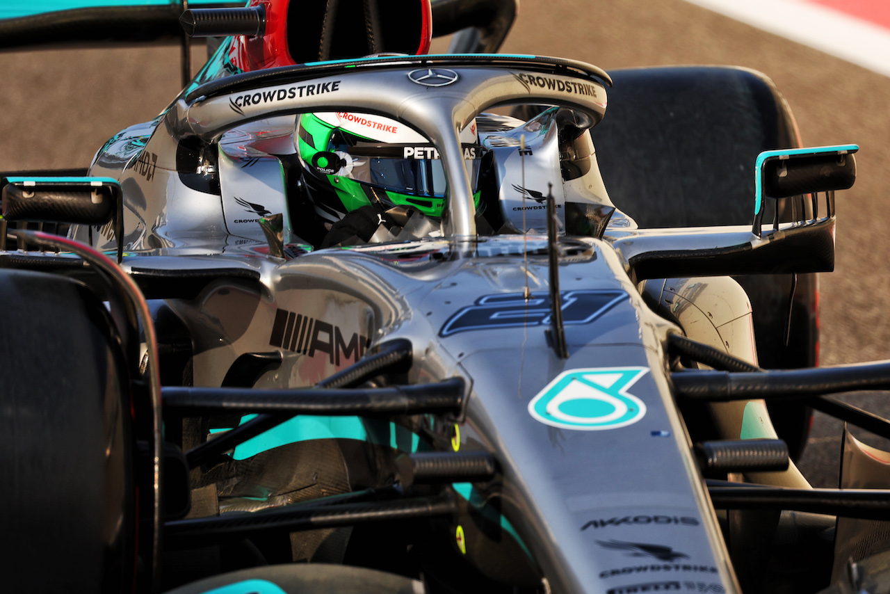 TEST ABU DHABI 2022 - Foto 137/333