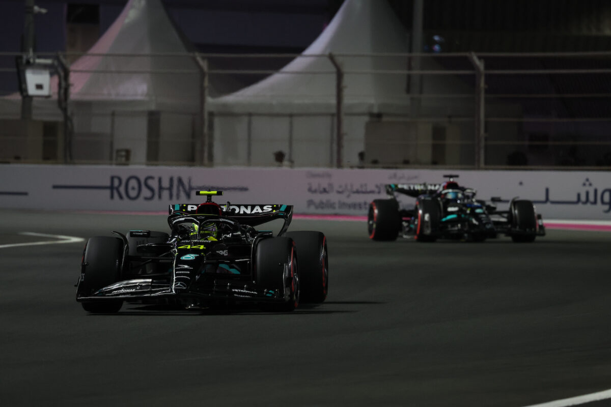 F1 | Mercedes, Russell and Hamilton: different feeling with the W14 in ...
