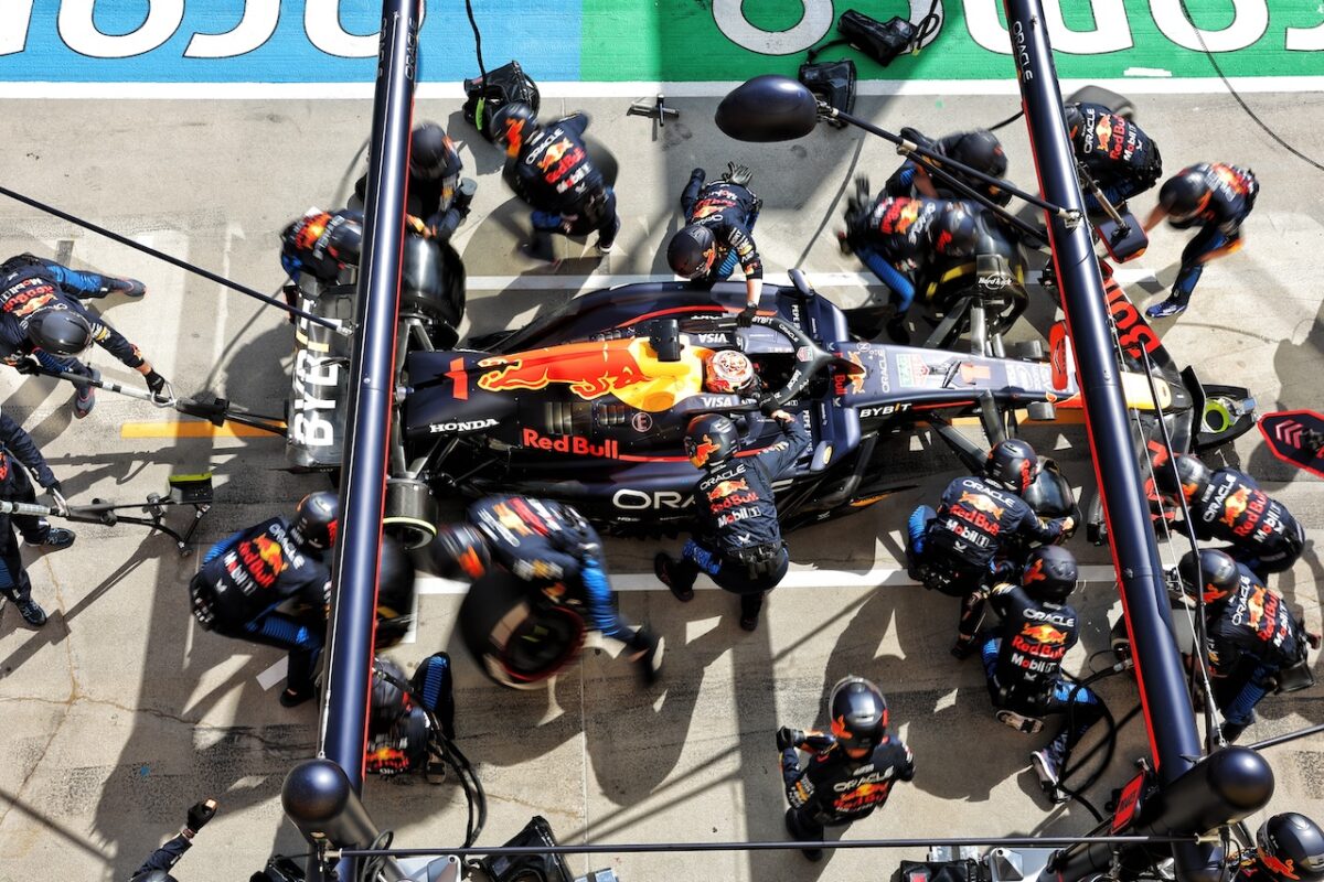 F1 | Red Bull in Holland with the aerodynamic specification introduced ...