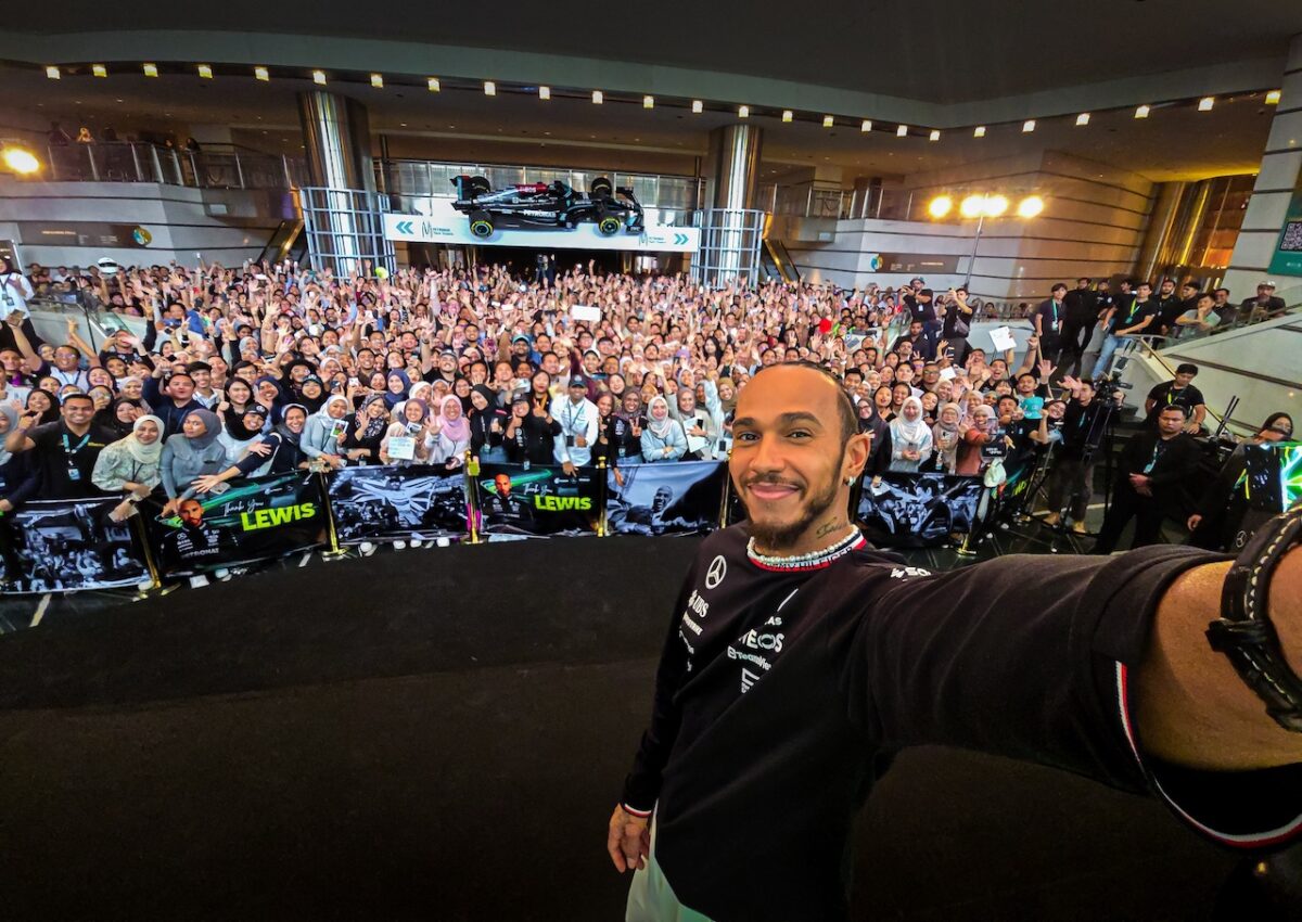 F1 | Lewis Hamilton saluta Petronas nella sua ultima visita in Malesia ...