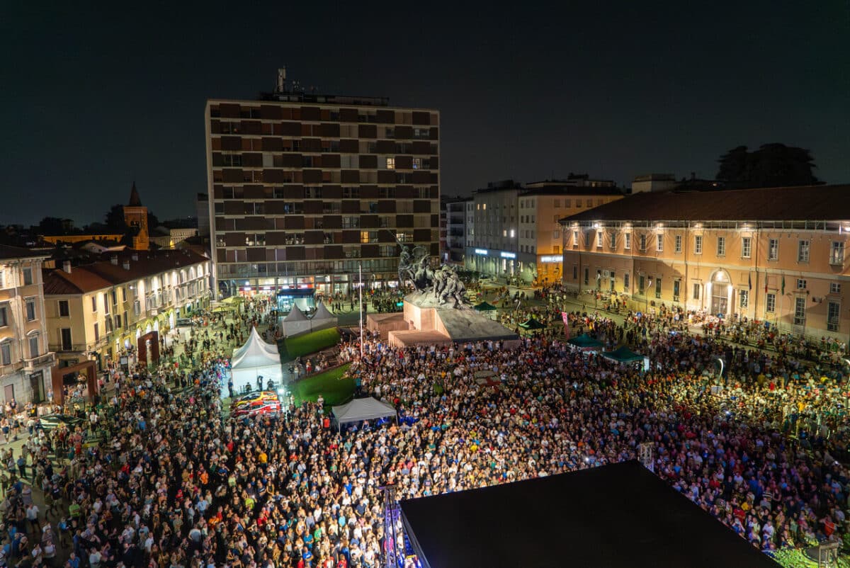 Sotwe twitter bokep great greeting, smiling smacker small