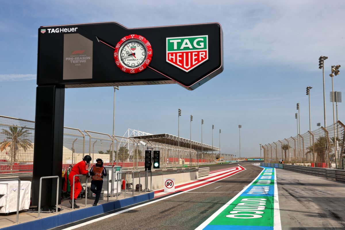 Formel 1 | Bahrain-Testfahrten 2026: Live-Übertragung des ersten Tages ...
